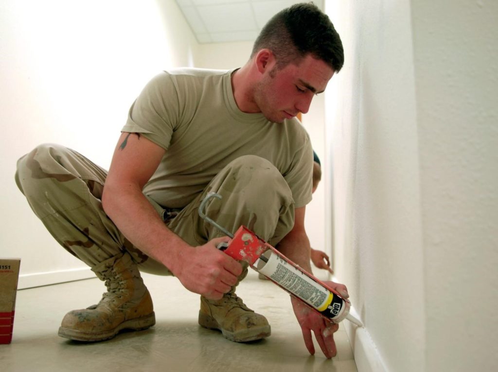 Avoid These Common Caulking Errors - In Home Plans