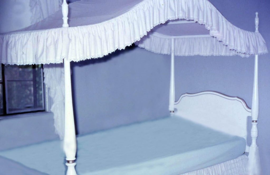 Top ideas for using fabric canopies - In Home Plans