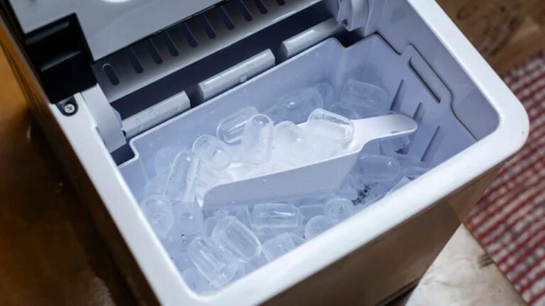 Frigidaire Ice Maker Cleaning: Keep Your Ice Fresh & Hygienic - In Home ...